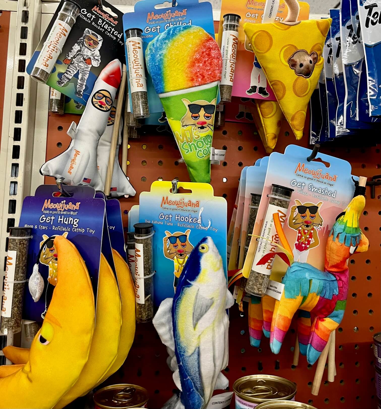 Pet and Animal Supplies | AB Hatchery & Garden Center